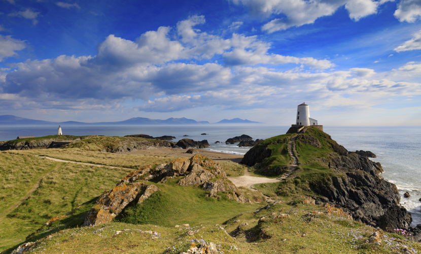 Ein Byd | Ynys Enlli